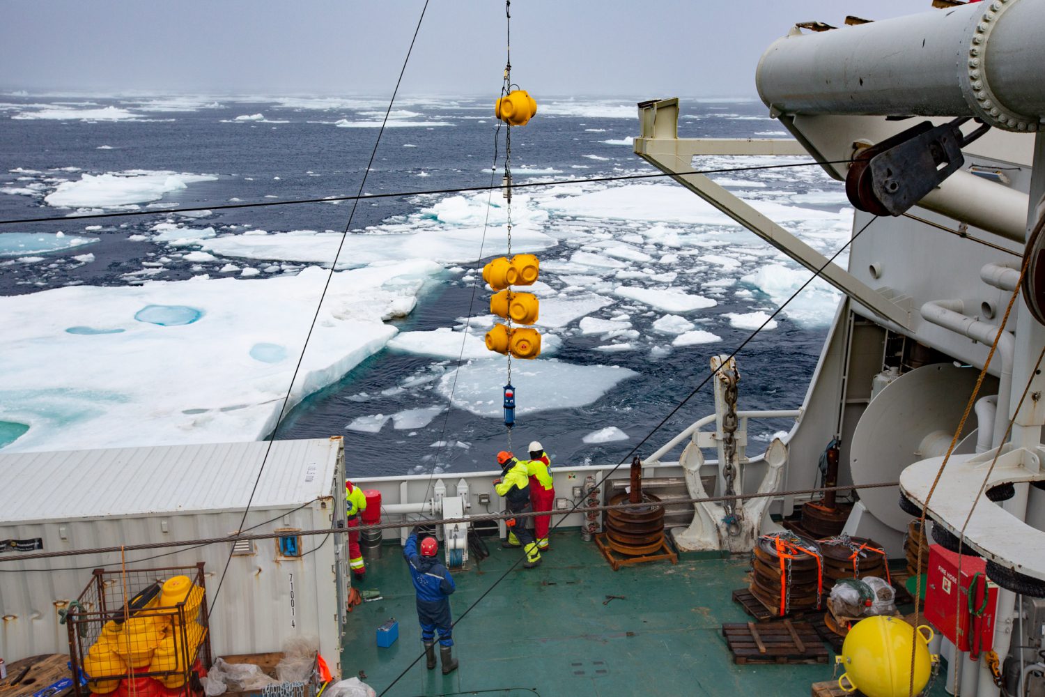 The East Greenland Current: a conveyor of Arctic climate change – Norsk ...