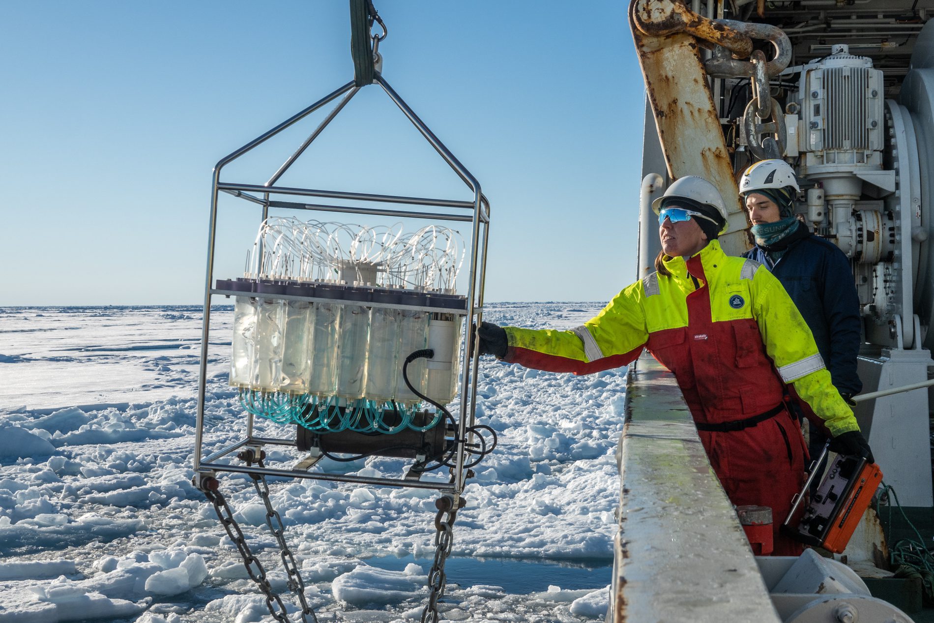 Sustained observation system established in the central Arctic Ocean ...
