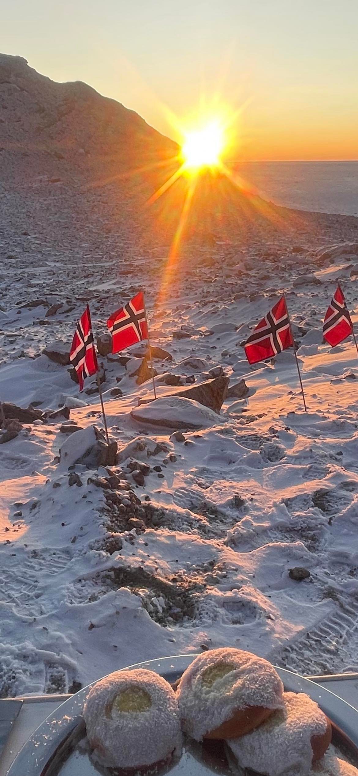 Sola er tilbake på Troll – Norsk Polarinstitutt